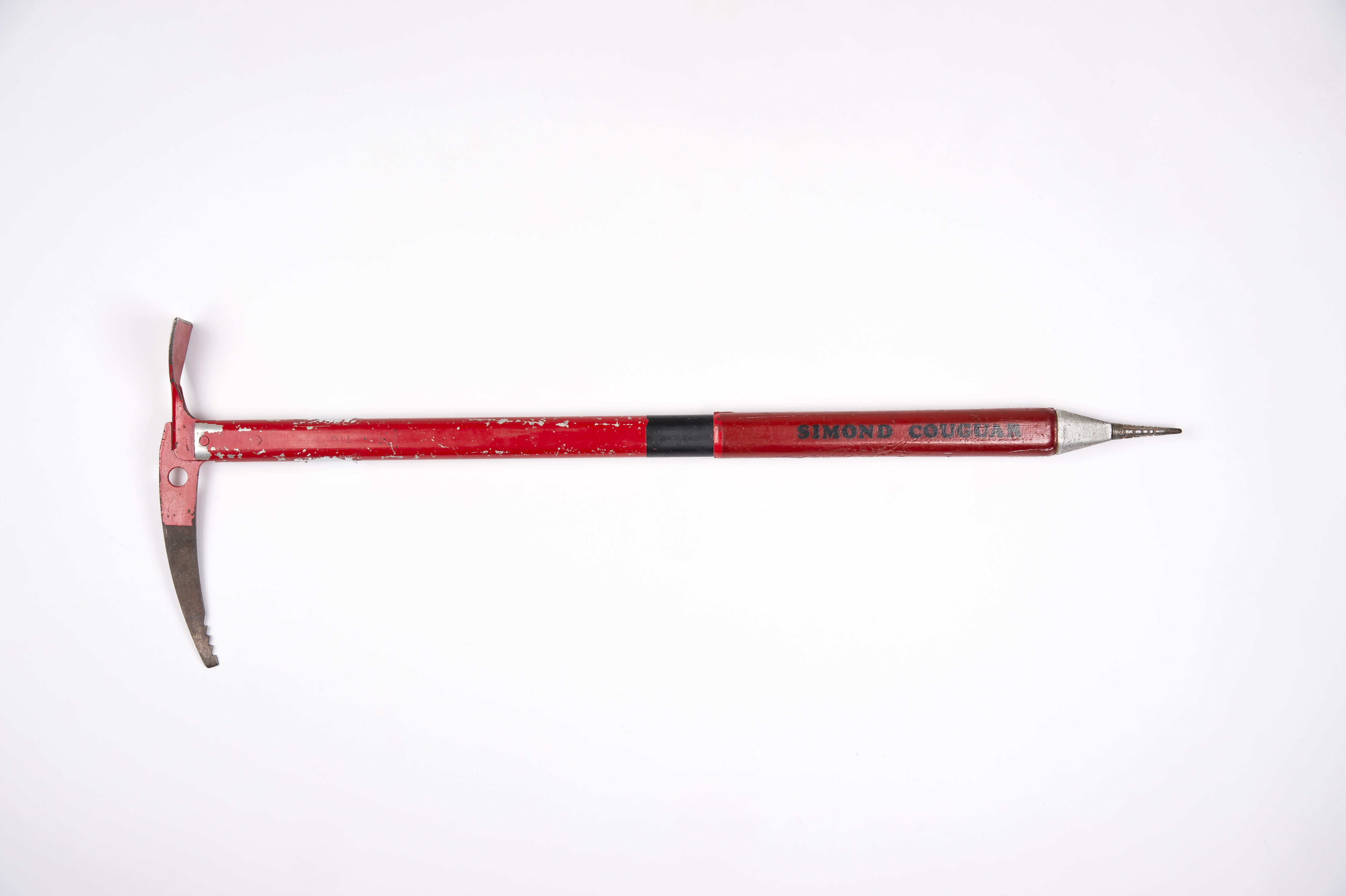 Ice Axe of Jean Afanassieff | Musée Alpin Chamonix-Mont-Blanc